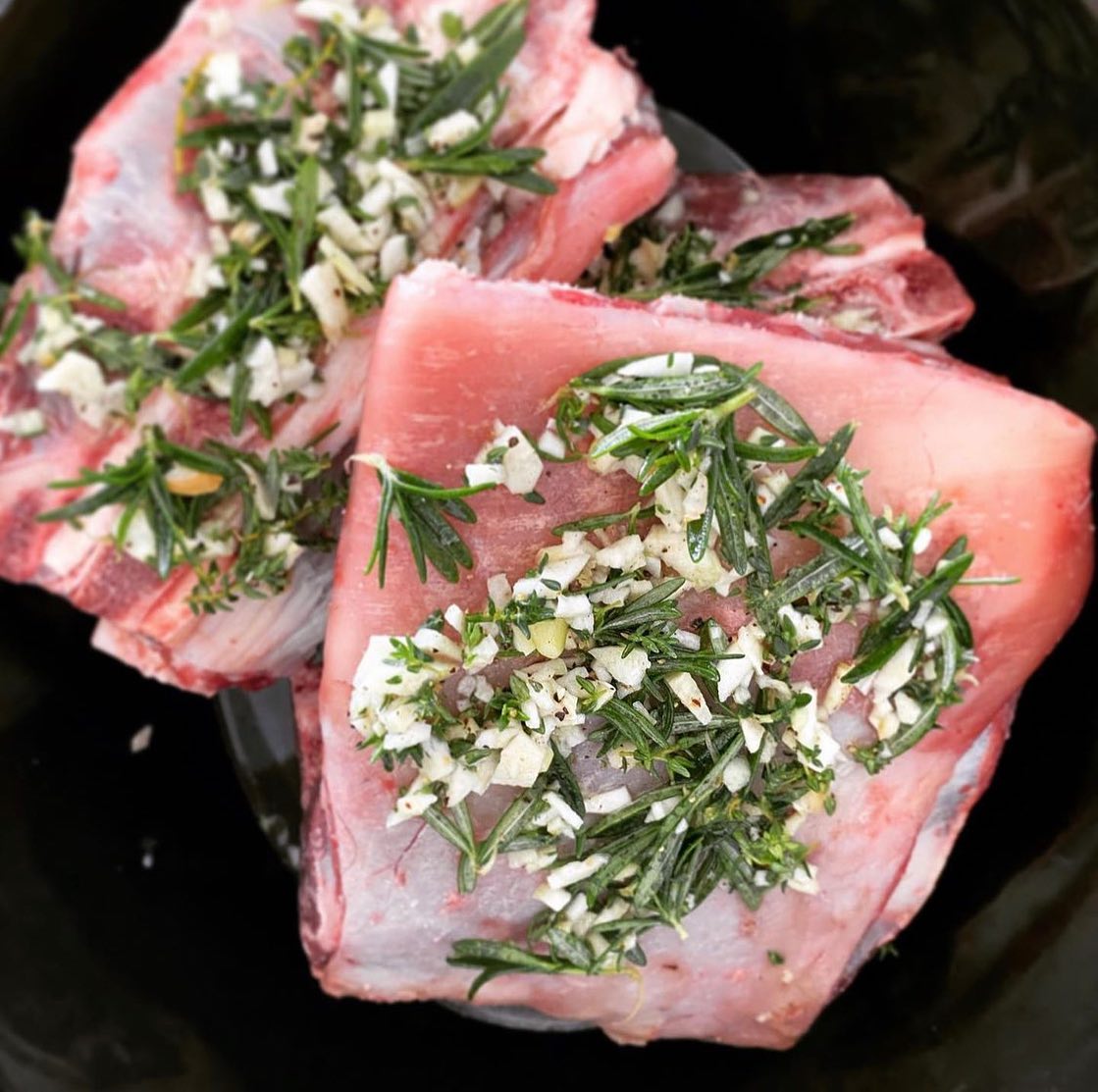 Seasonal milk-fed pork and goat meat – Datadoo
